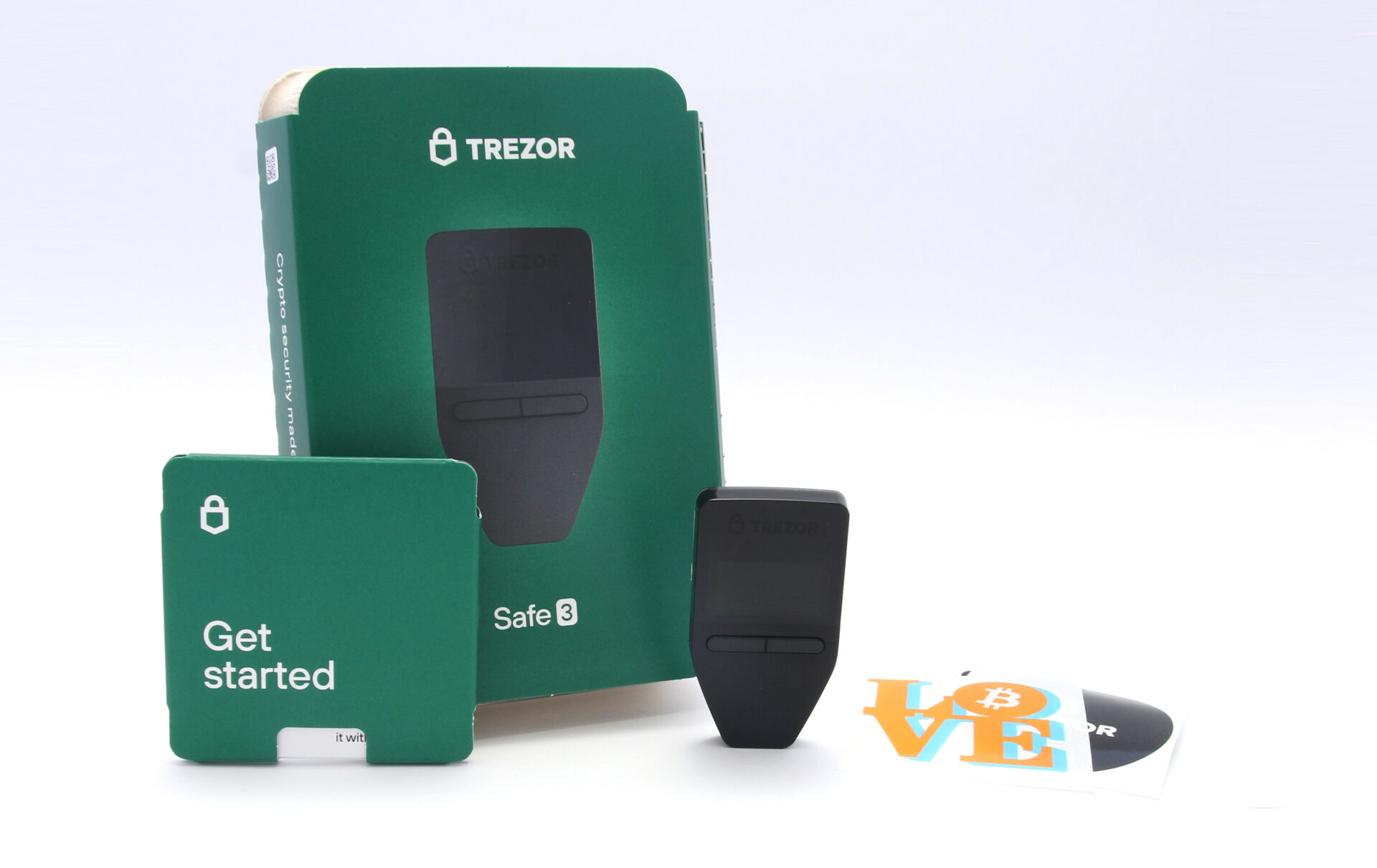 Trezor Safe 3 Revisión: Seguridad, monedas, precio y más (2026)